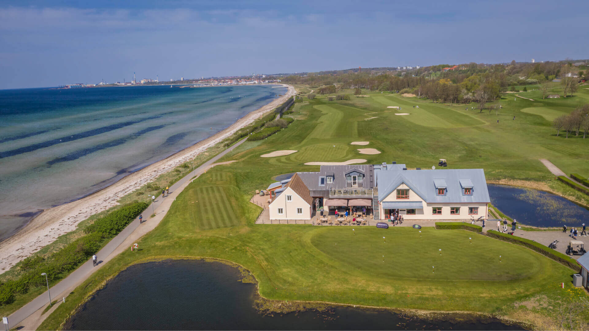 Book golf / tee times online in all over Europe!