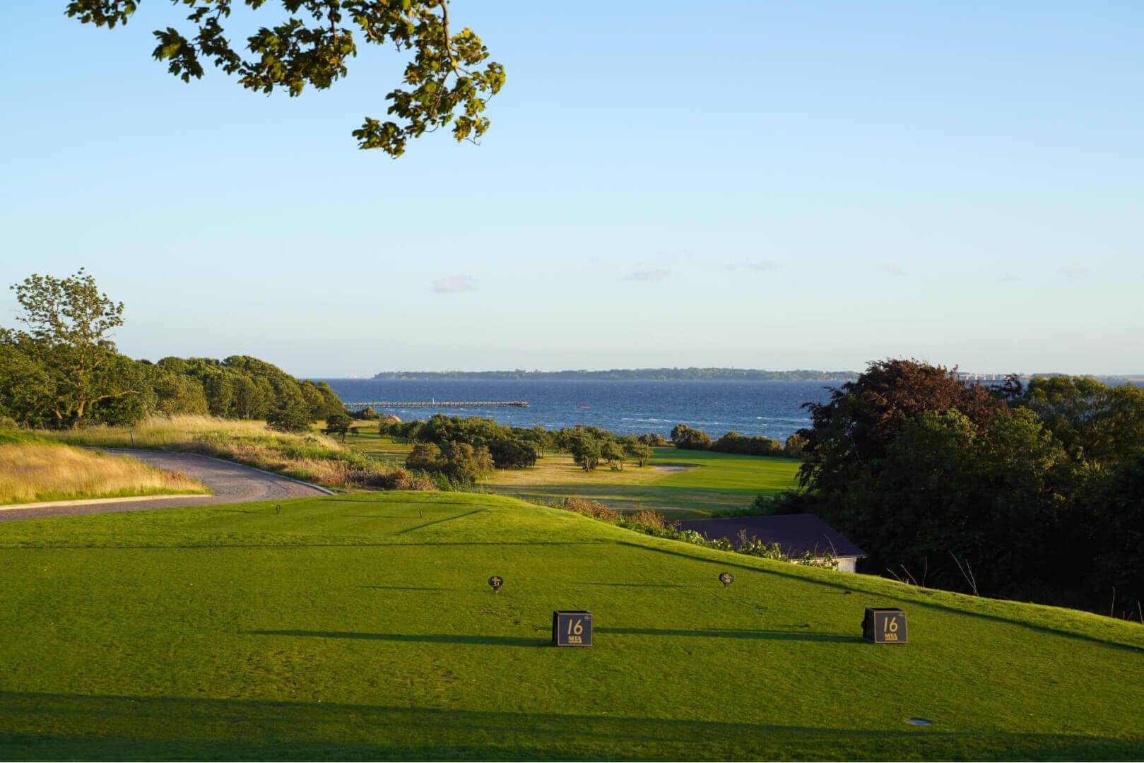 Book golf / tee times online in all over Europe!